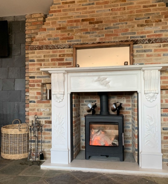 Heta Ambition 8 Wood Burning Stove - BLACK - NaturalHeating.co.uk